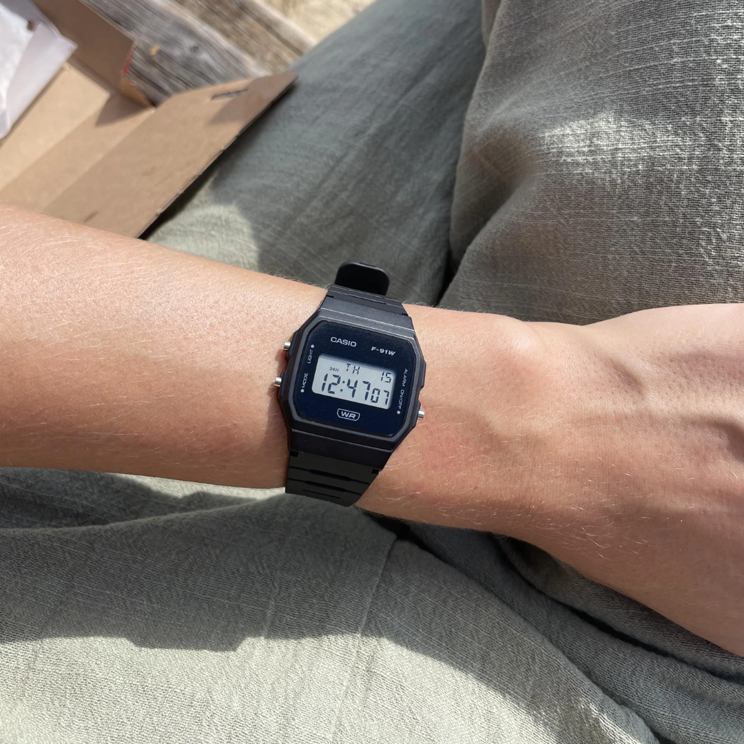 Reloj Casio Vintage F-91WB-1A Negro - Dando la Hora - Dando La Hora