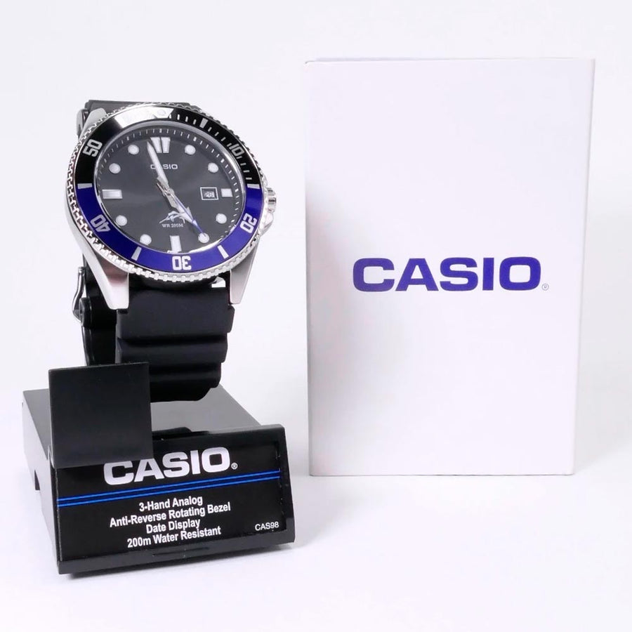 Reloj Casio Submariner Marlin MDV-106B-1A1VCF Batman - Dando la Hora ...