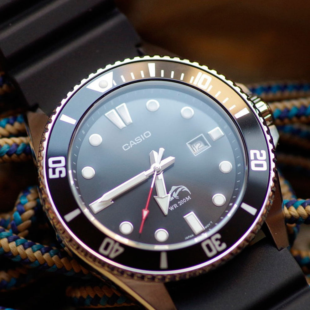 Reloj Casio Submariner Marlin MDV106-1AV Negro Buceo - Dando la Hora ...
